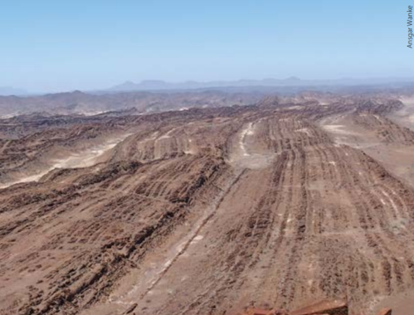 The Hydrocarbon Potential of Onshore Namibia - GeoExpro